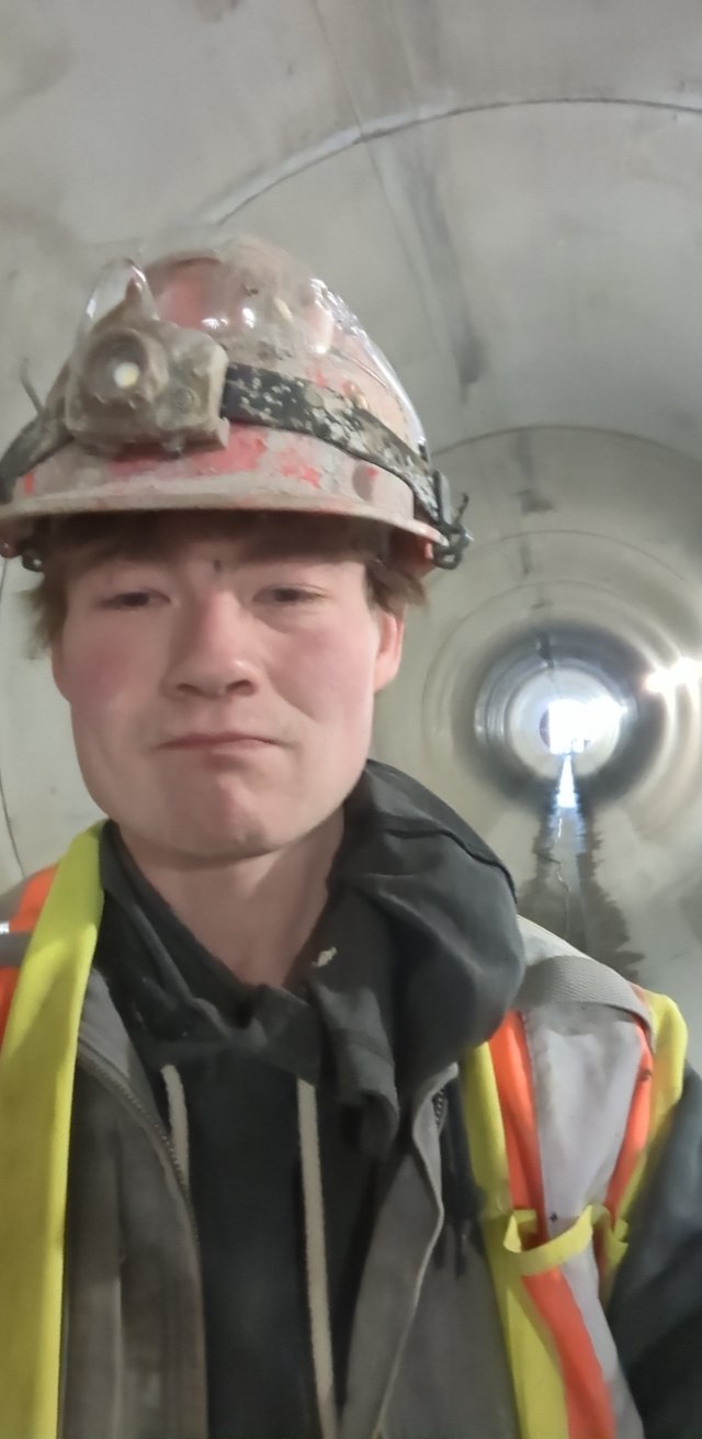 Daniel, 32, Calgary - "דייטלאנד"